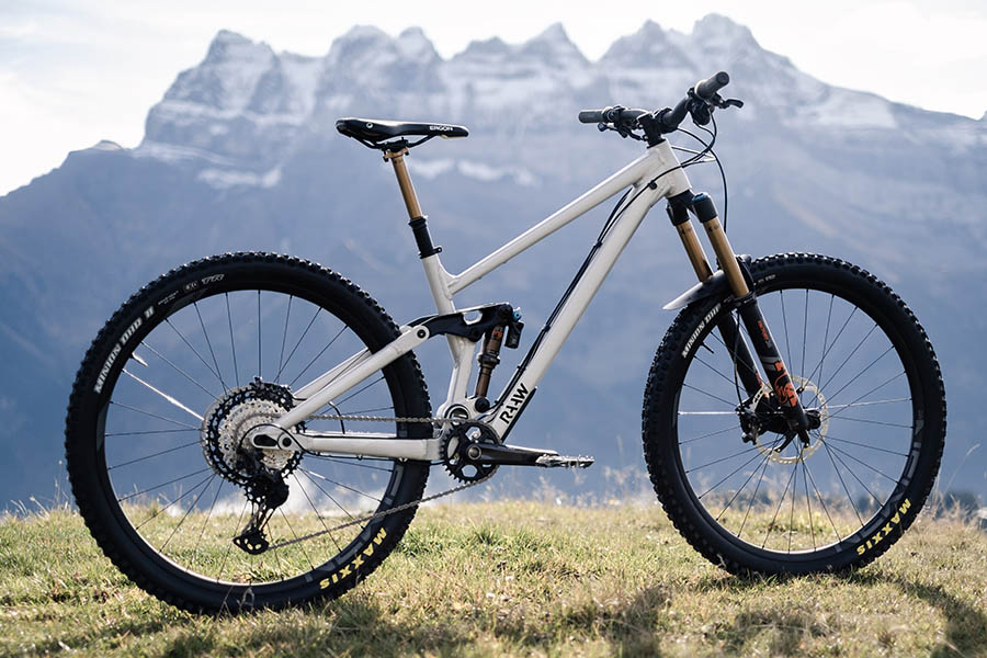 RAAW Mountain Bikes – Madonna evolueert - Velozine