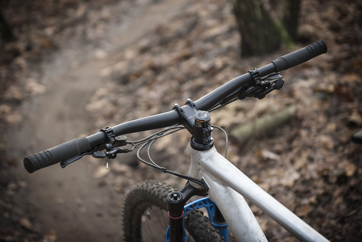 Test | SQlab 311 FL-X Carbon mountainbikestuur
