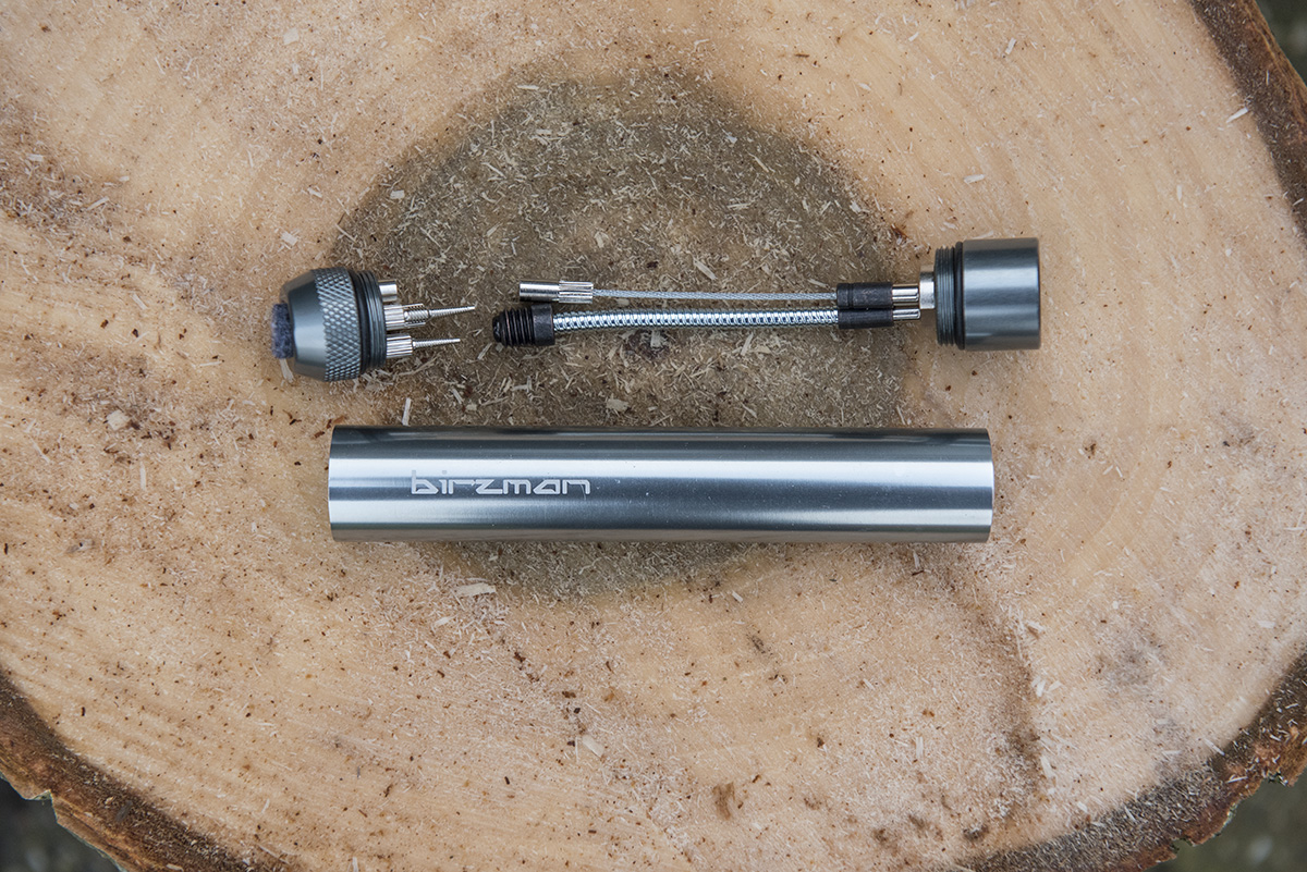 Test | Birzman Internal Routing Kit: Gemakkelijker kabels doorvoeren?