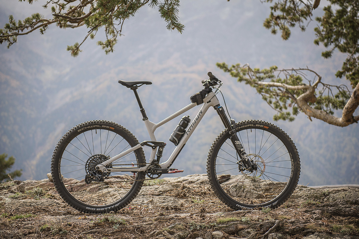 Test | Radon Slide Trail AL 8.0 2023: Betaalbare buitenlandbike