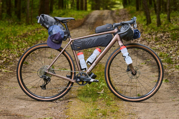 Checkpoint ALR Gen 3: Gravelbiken voor een prikkie? - Velozine